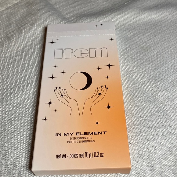 Item Beauty | Makeup | Item Beauty By Addison Rae In My Element ...